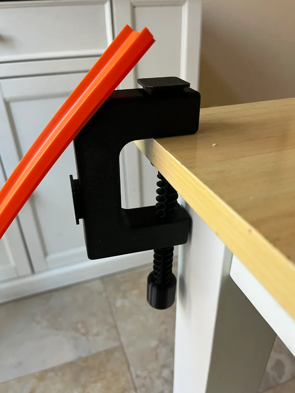 Car Race Track Clamp by EngWorks MakerWorld: Download Free 3D Models