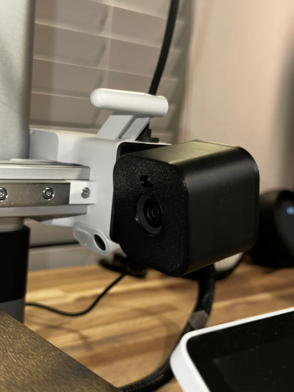Blink Mini 2 A1 Adjustable Mount - Free 3D Print Model - MakerWorld