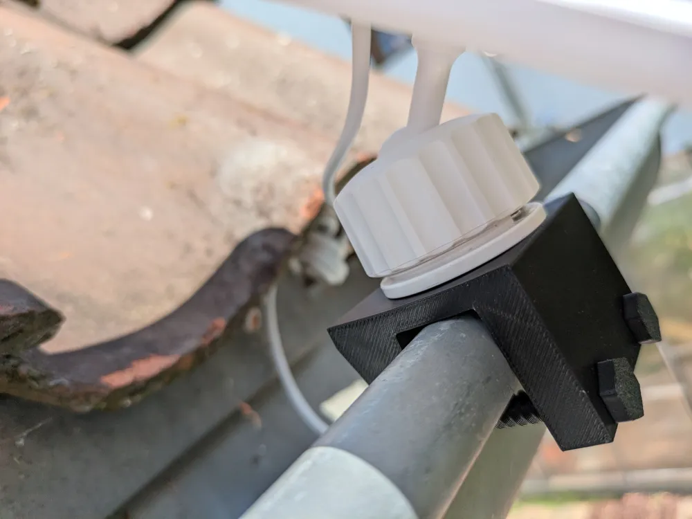 Reolink Solar Panel Gutter Mount by mo MakerWorld: Download Free 3D Models