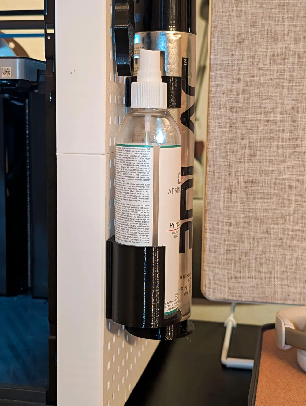 Printa Clean P1P pegboard holder by Nila_3D MakerWorld: Download Free ...