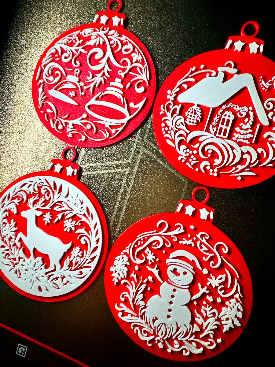 16 Christmas Baubles - Free 3D Print Model - MakerWorld