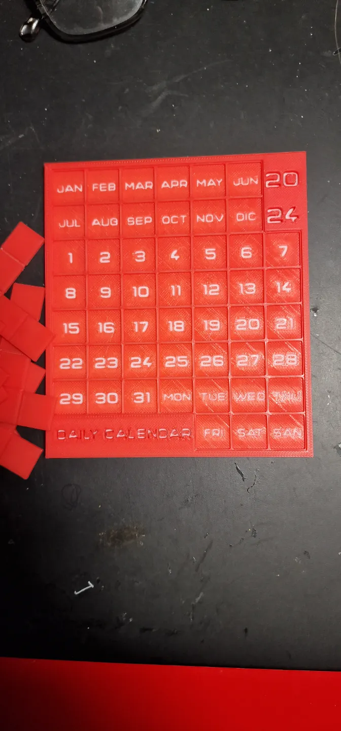 Perpetual puzzle calendar by QuiqueCrimson - MakerWorld