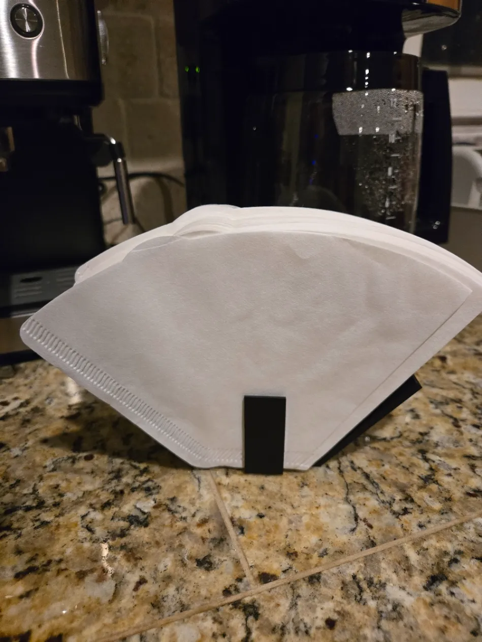 Stylish Coffee Filter Holder by Raven - MakerWorld