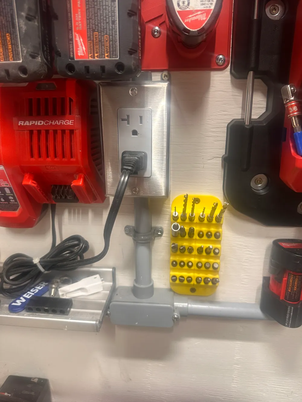 Screwdriver and bit wall mount hex bit holder 30 by JeffMcMuff - MakerWorld