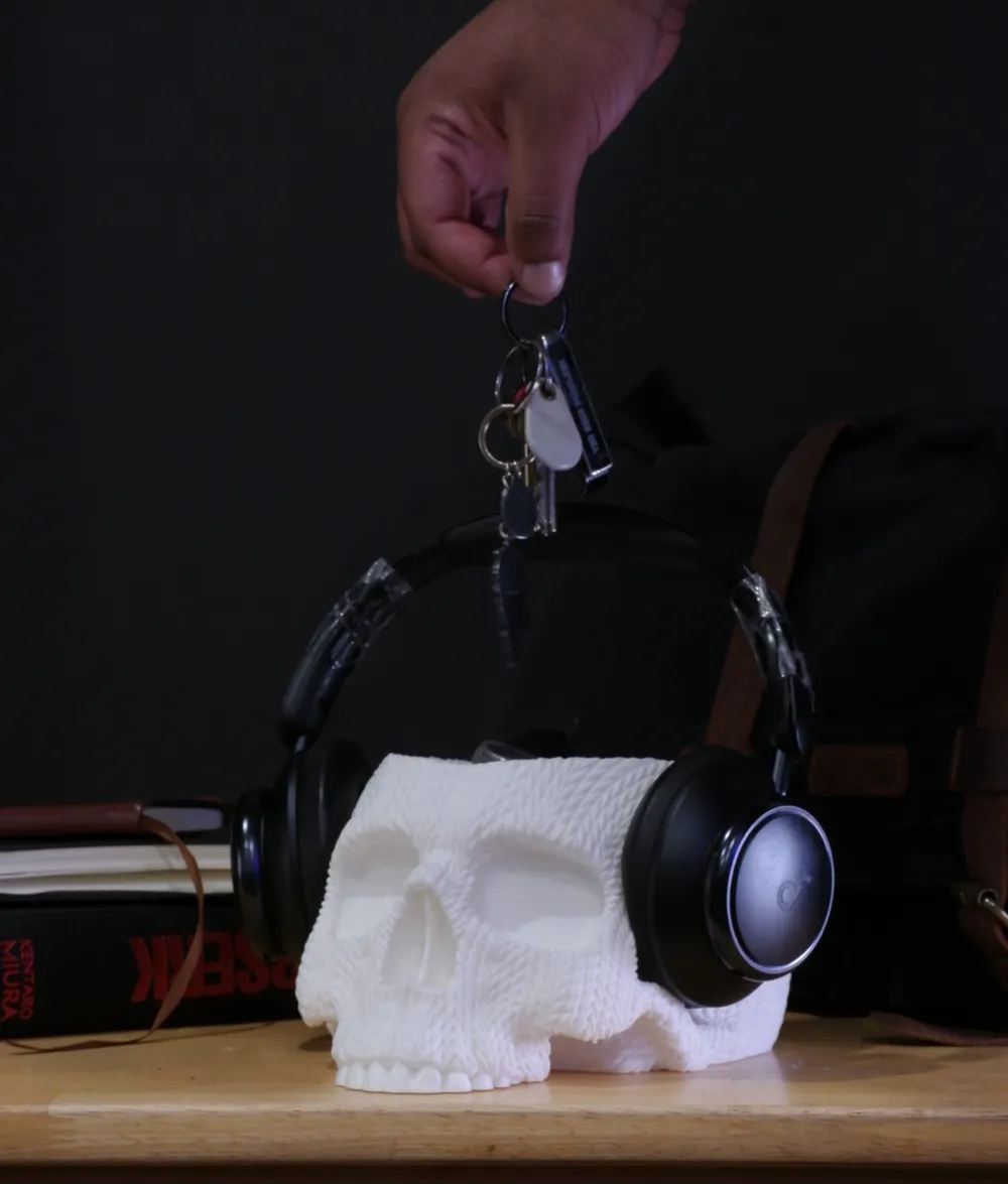 Knitted Skull Headphone Holders by UnchainedHobbies - MakerWorld
