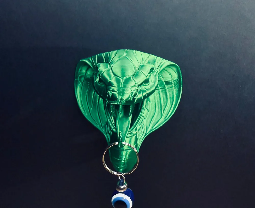 King cobra snake key chain wall mounted organizer by Rei Bau MakerWorld ...