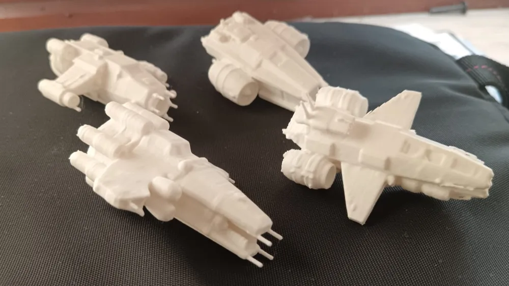 Fleet of mini spaceships by Aleandrus - MakerWorld