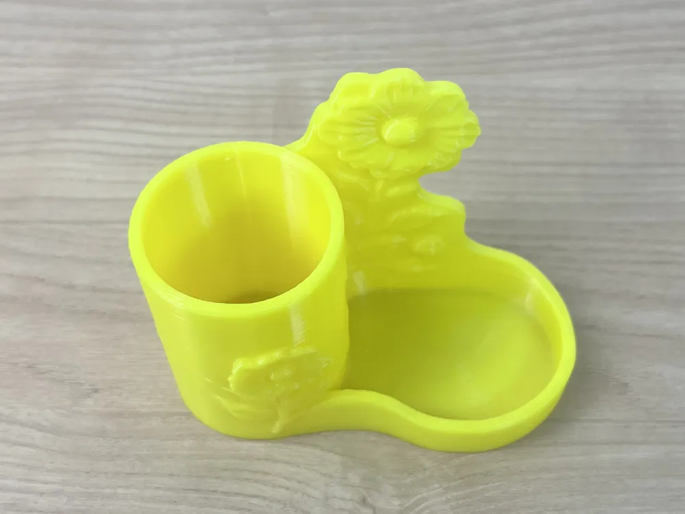 Sunflower pen holder - Free 3D Print Model - MakerWorld