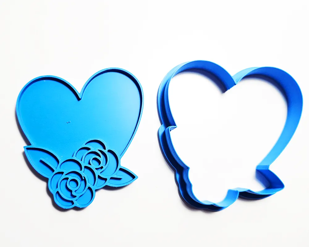 Heart with Roses Cookie Cutter / Stamp - Free 3D Print Model - MakerWorld
