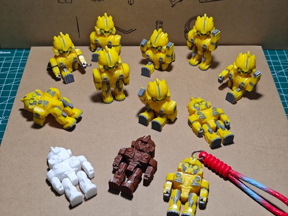 Articulated Bumblebee Keychain (Print-in-Place) by PCH3D MakerWorld ...