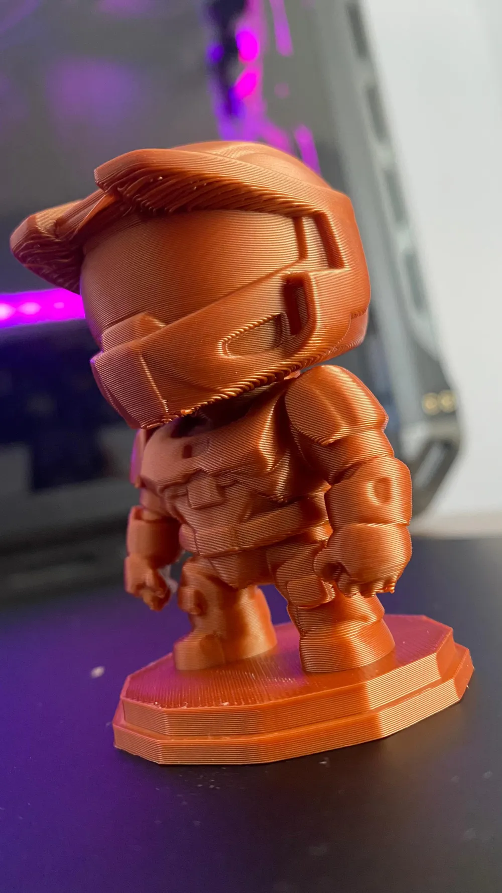 来自光环的士官长主题Q版人物模型 来自 darkovy MakerWorld：免费下载 3D 模型