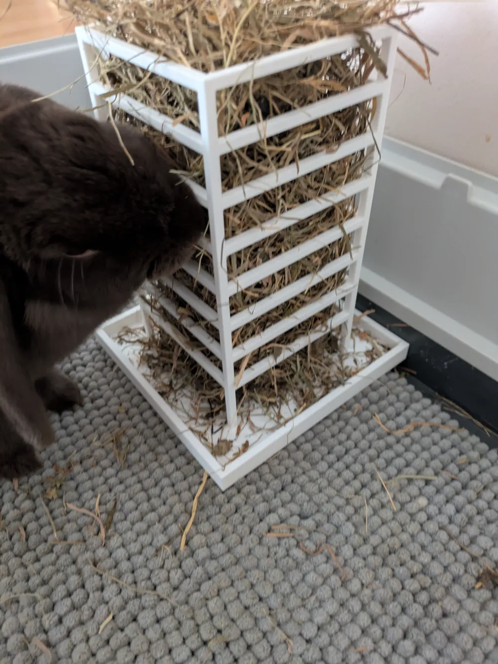 Rabbit Hay Feeder Tower by Blender - MakerWorld