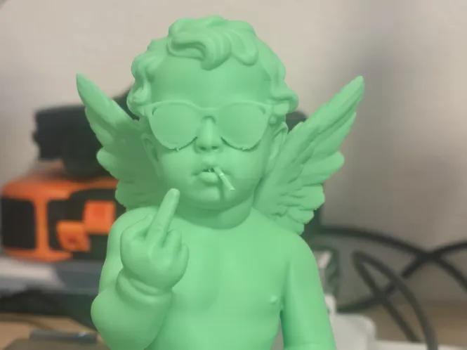 statua dagli angoli spigolosi - Modello di stampa 3D gratuito - MakerWorld