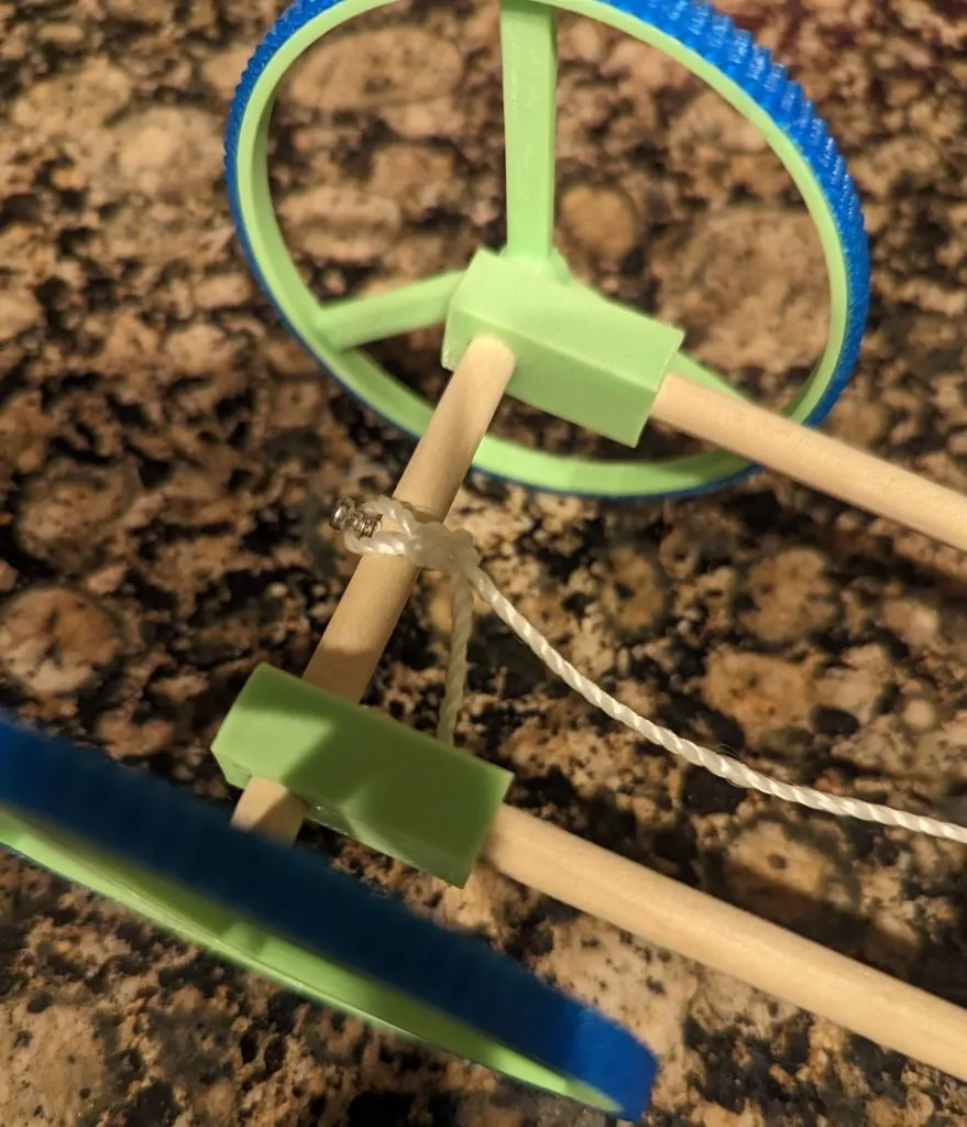 Mouse trap car by Ken Mills - MakerWorld