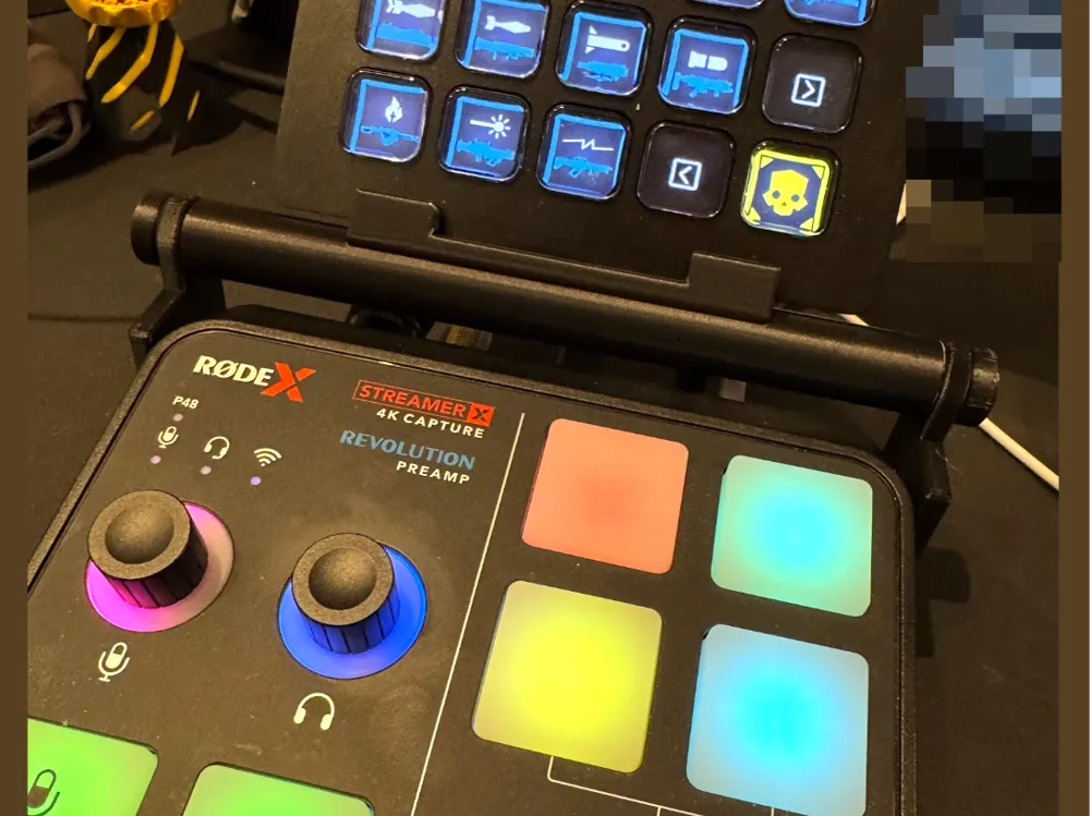 Rode Streamer X + Stream Deck Holder by Daniel - MakerWorld