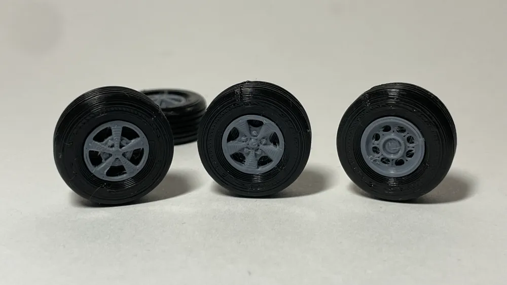 Low-Poly Dodge Charger 500 - Modular Cars by PhabulousPhantom - MakerWorld