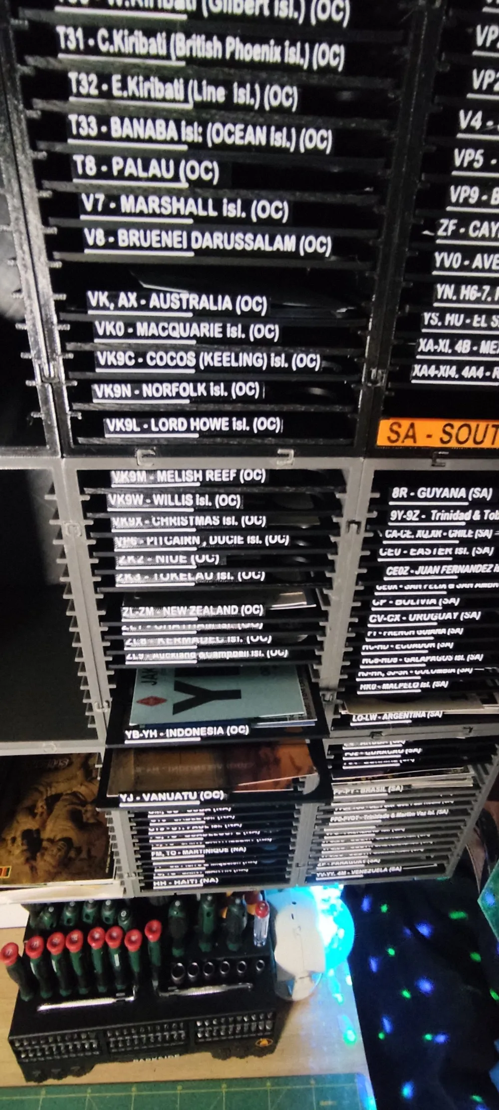 Modular QSL Card Rack by a Ham Radio Operator - Free 3D Print Model ...