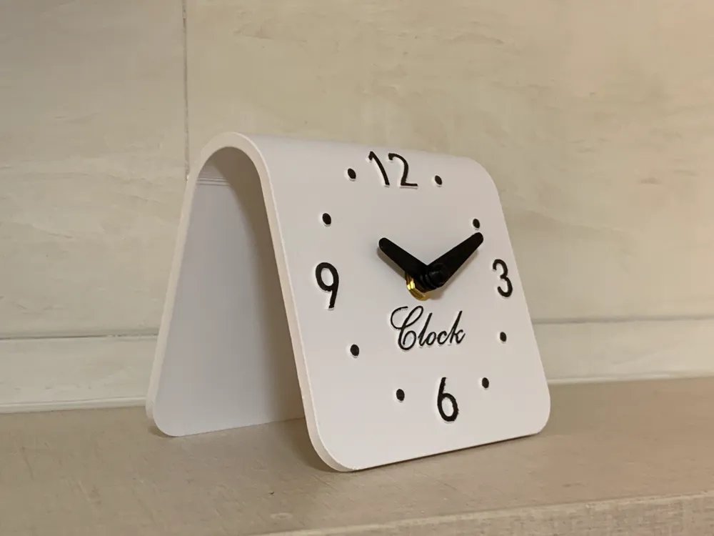 Minimalist Desk Clock - Free 3D Print Model - MakerWorld