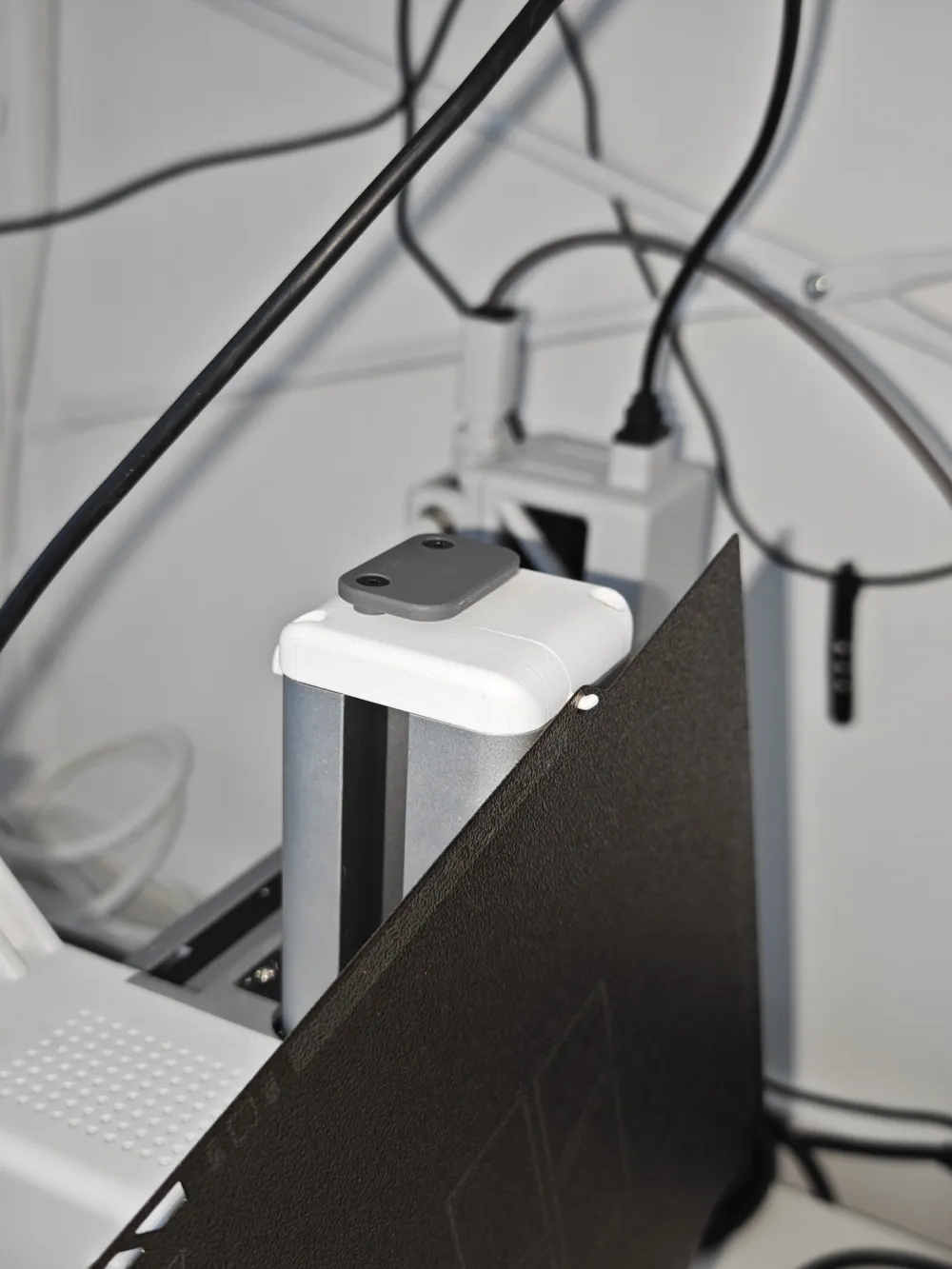 Bambu Lab A1 mini · Z-axis top cover filament spool holder + build ...