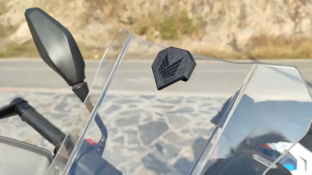 Motorcycle Kite String Cutter—Top-Mounted Blade by Nook Studio | 犄角作坊 ...