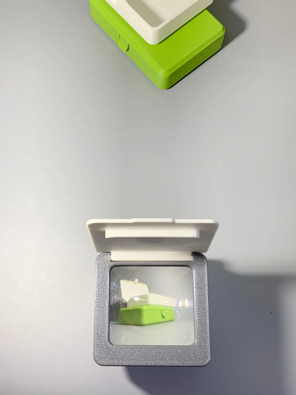 Snap-lock Box (Print in Place) by Ms MakerWorld: Download Free 3D Models