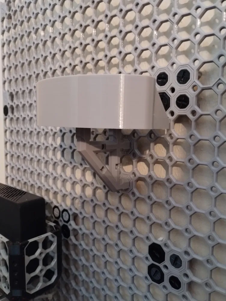 Amazon Eero Pro 7 Multiboard Mounts - Free 3D Print Model - MakerWorld