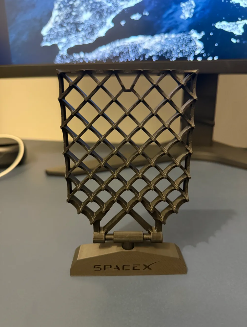 SpaceX Falcon 9 Grid Fin (Ornament/Coaster) by Printed It - MakerWorld