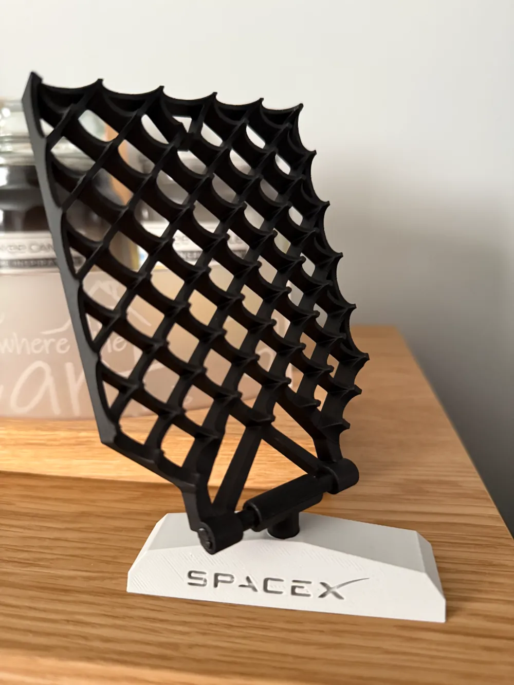 SpaceX Falcon 9 Grid Fin (Ornament/Coaster) by Printed It - MakerWorld