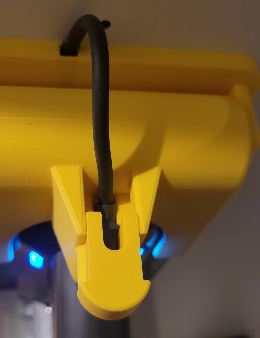 Vacuum cleaner charging station for Dyson V8 - Free 3D Print Model ...