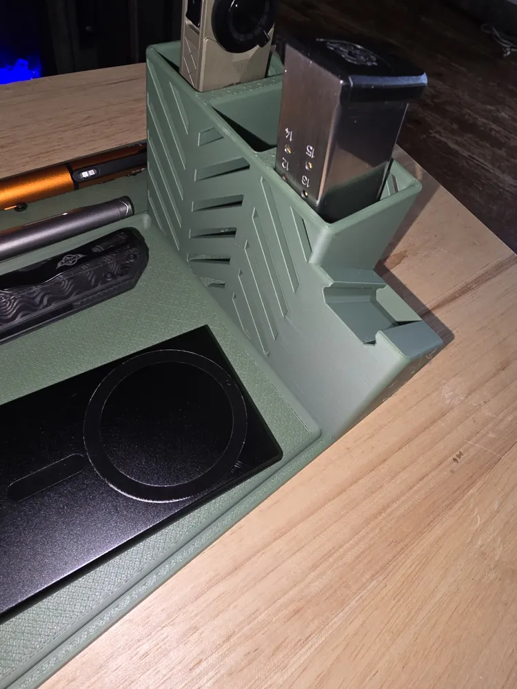 EDC Tray with Pistol Holder - Free 3D Print Model - MakerWorld