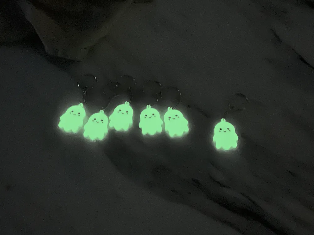 Ghost Keychain - Free 3D Print Model - MakerWorld
