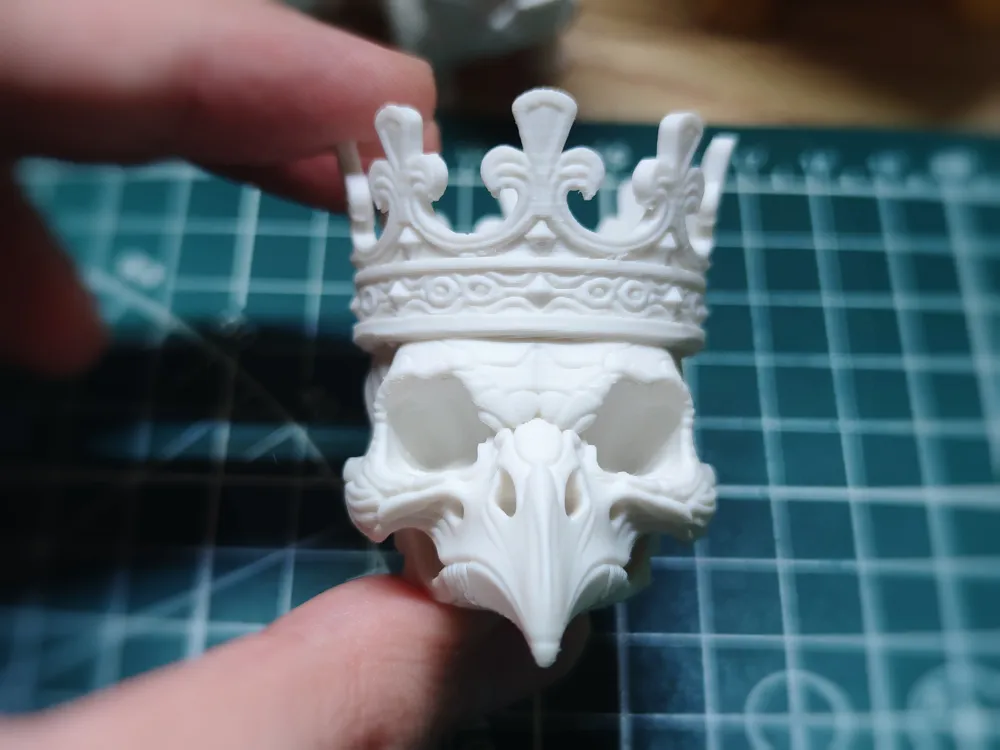 Crown Raven Skull by Ted_k MakerWorld: Download Free 3D Models
