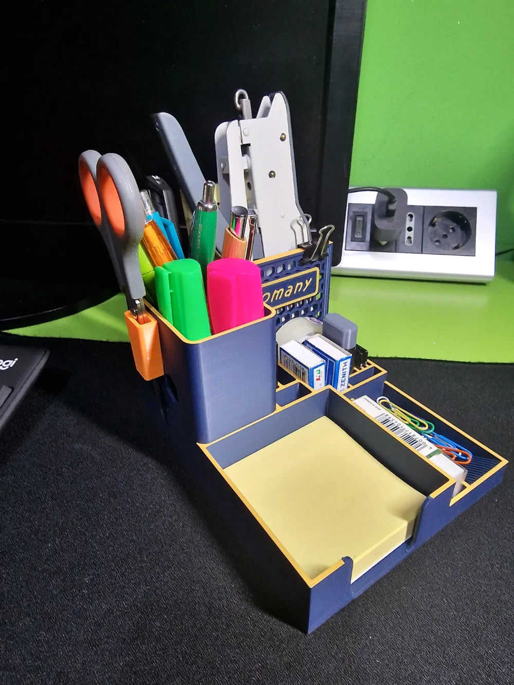 Desk organizer - Free 3D Print Model - MakerWorld
