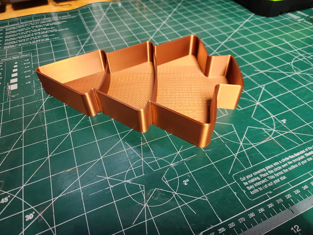 Christmas Tree Presentation Plate - Free 3D Print Model - MakerWorld