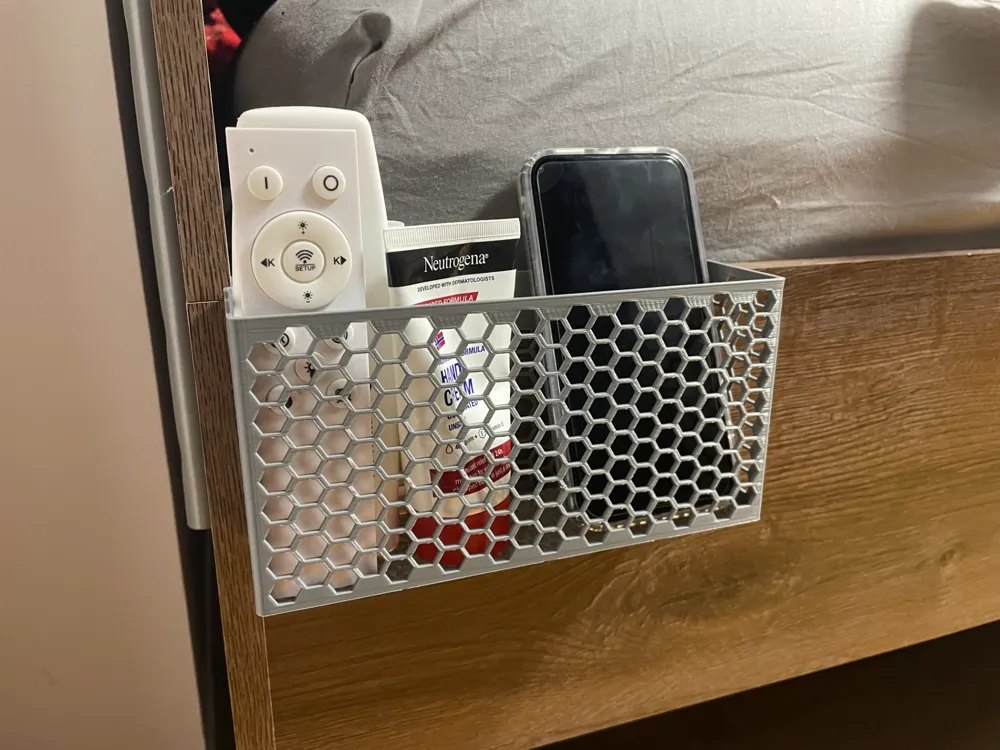 Bed Frame Shelf – Easy Clip-On Storage by Tomozak - MakerWorld