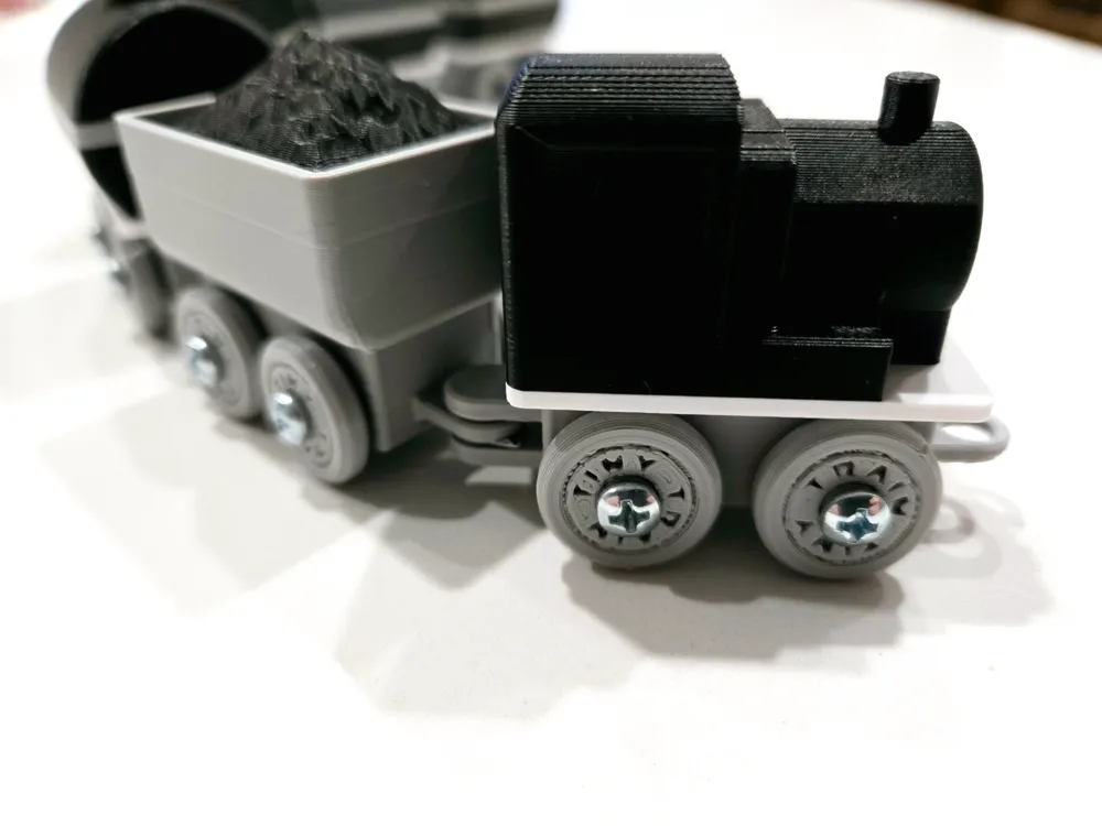 Chain Chassis . Coupled Cars . Tiny Train System by SFYoungMakerWorld ...