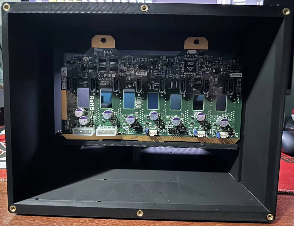 8-Bay DAS/HDD Enclosure Supermicro 747TQ backplane - Free 3D Print ...