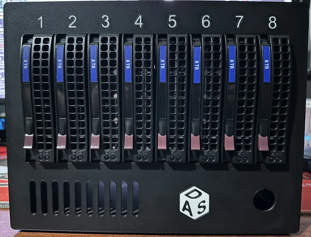 8-Bay DAS/HDD Enclosure Supermicro 747TQ backplane - Free 3D Print ...