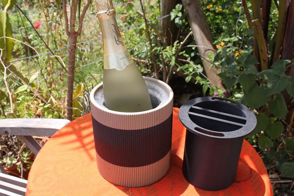 Ice Bucket Mold - for Champagne, Wine and Cans by fmod MakerWorld ...