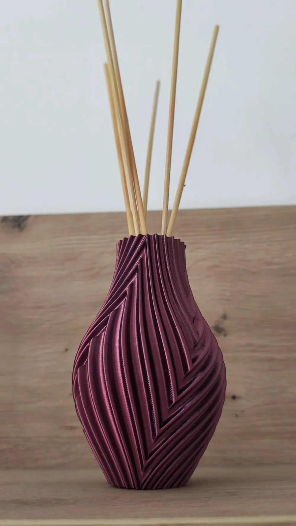 Vase / Reed diffuser by Zamzi3D MakerWorld: Download Free 3D Models