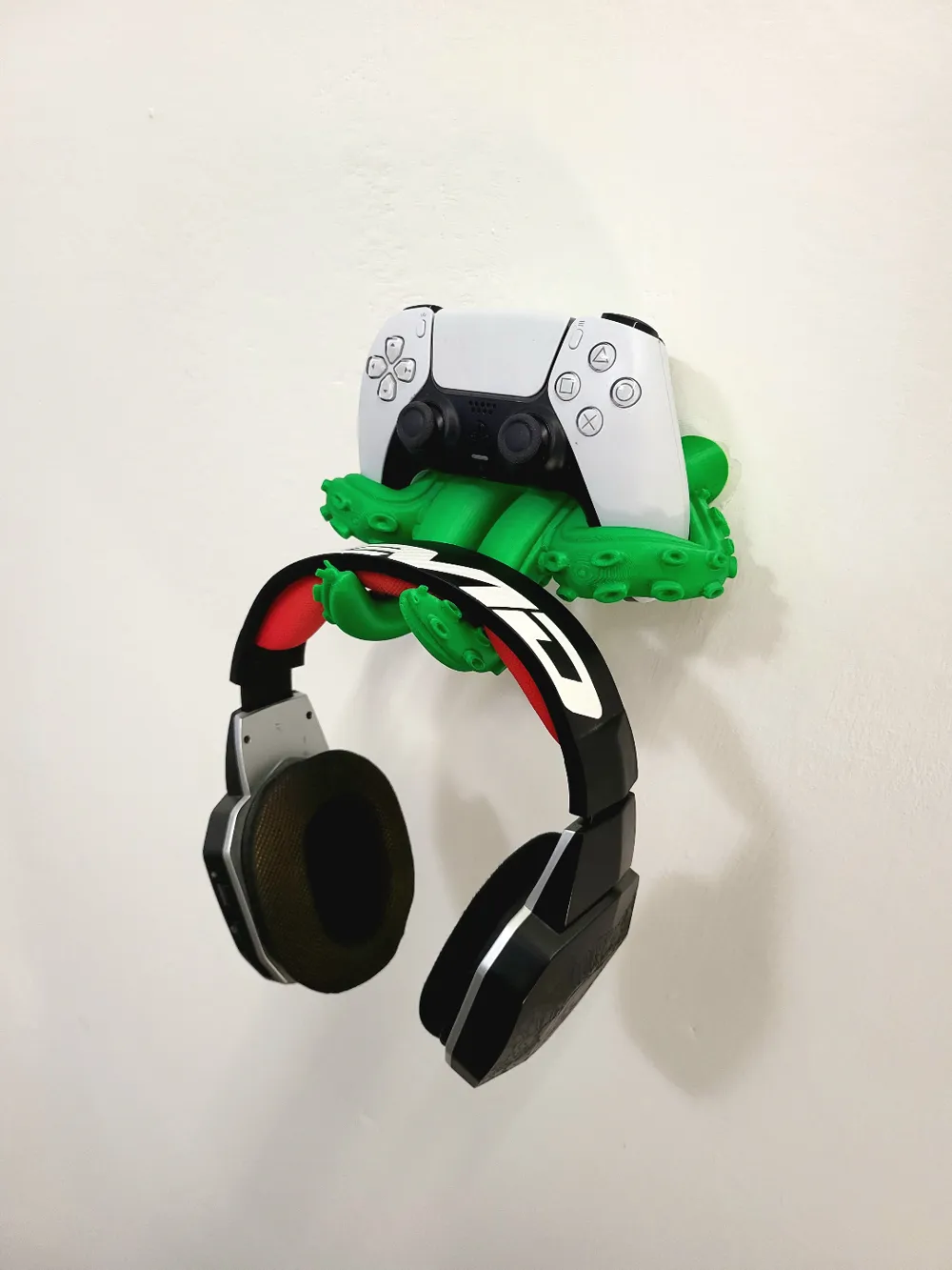 ps5 wall stand controller holder + headphone - Free 3D Print Model ...