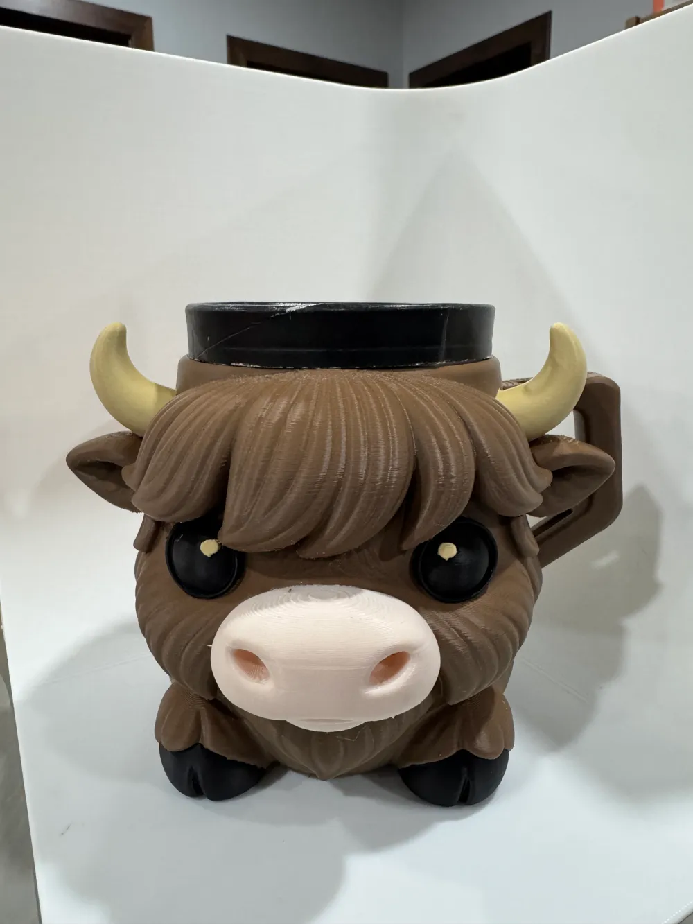Highland Cow V2 Pint Holder - Free 3D Print Model - MakerWorld