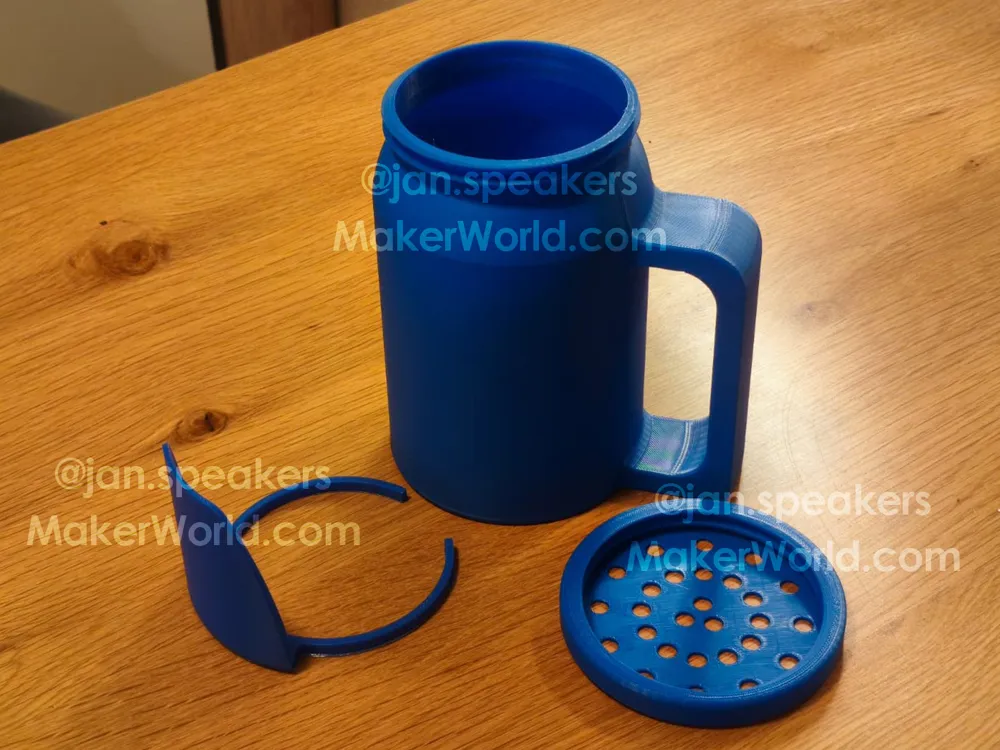 Winter Ice Salt Spreader – 1kg with Scoop - Free 3D Print Model ...