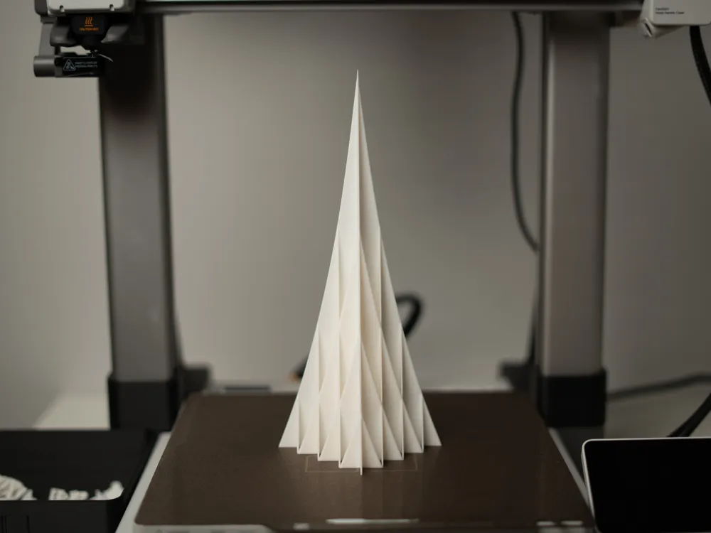 Geometric Christmas tree (LED compatible) - Free 3D Print Model ...