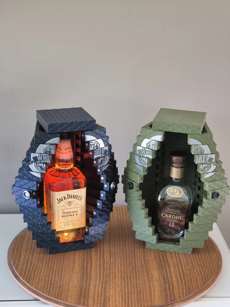 Whiskey Display Box by The Patient Maker MakerWorld: Download Free 3D ...