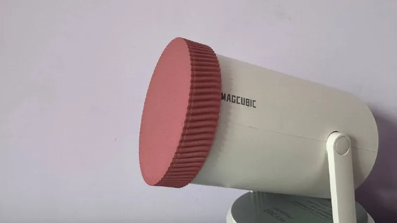 Lens cap for the Magcubic HY300 Pro projector by Sandee Bee MakerWorld ...