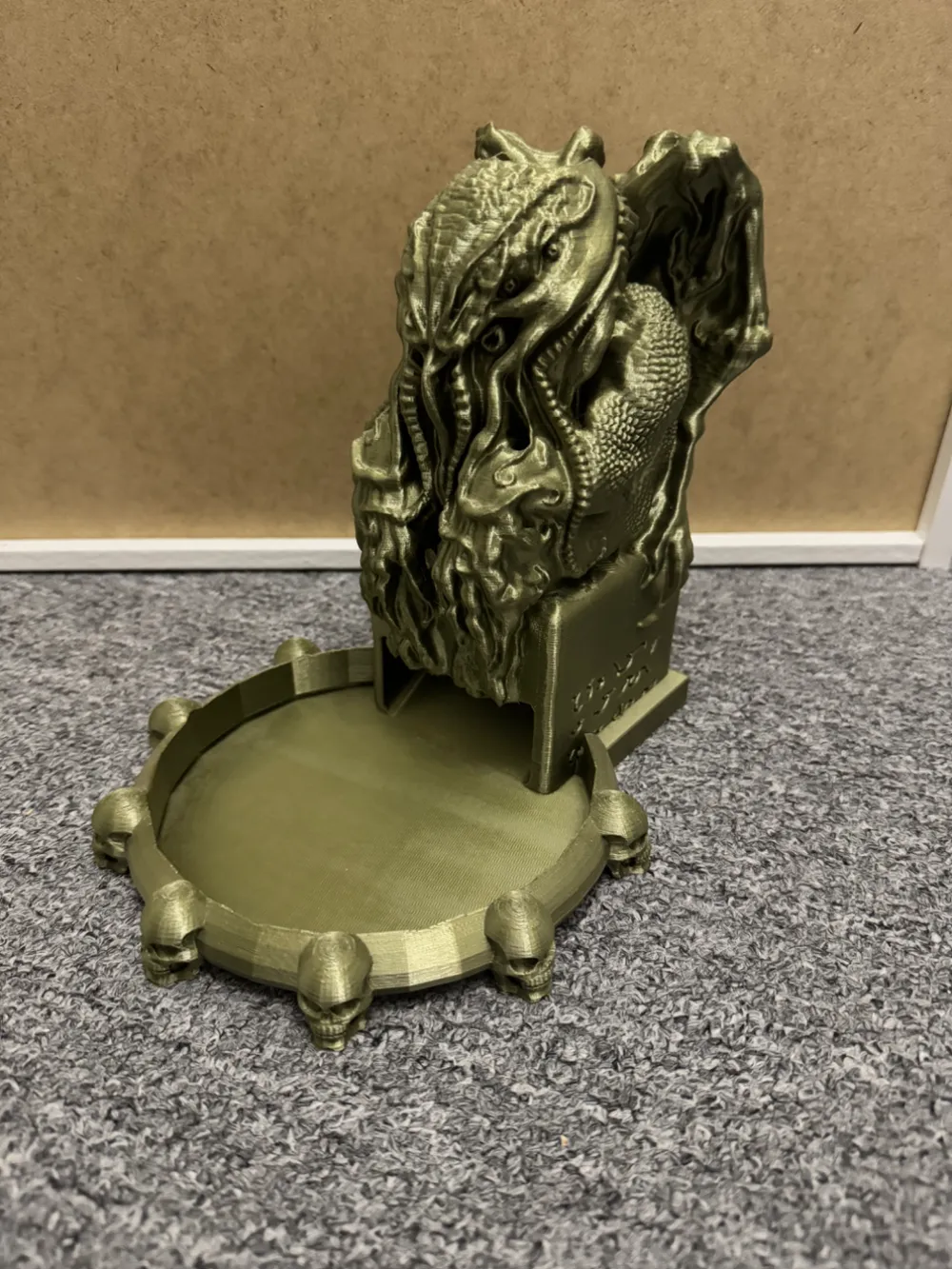 Cthulhu Dice Tower Remixed by joerg.vosse MakerWorld: Download Free 3D Models