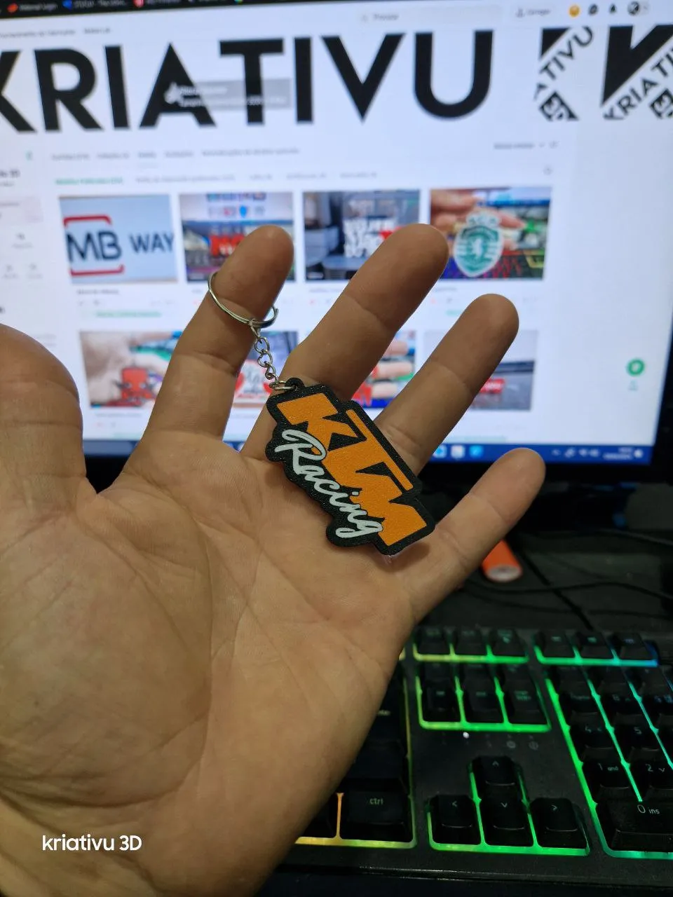 KTM racing keychain by kriativu 3D - MakerWorld