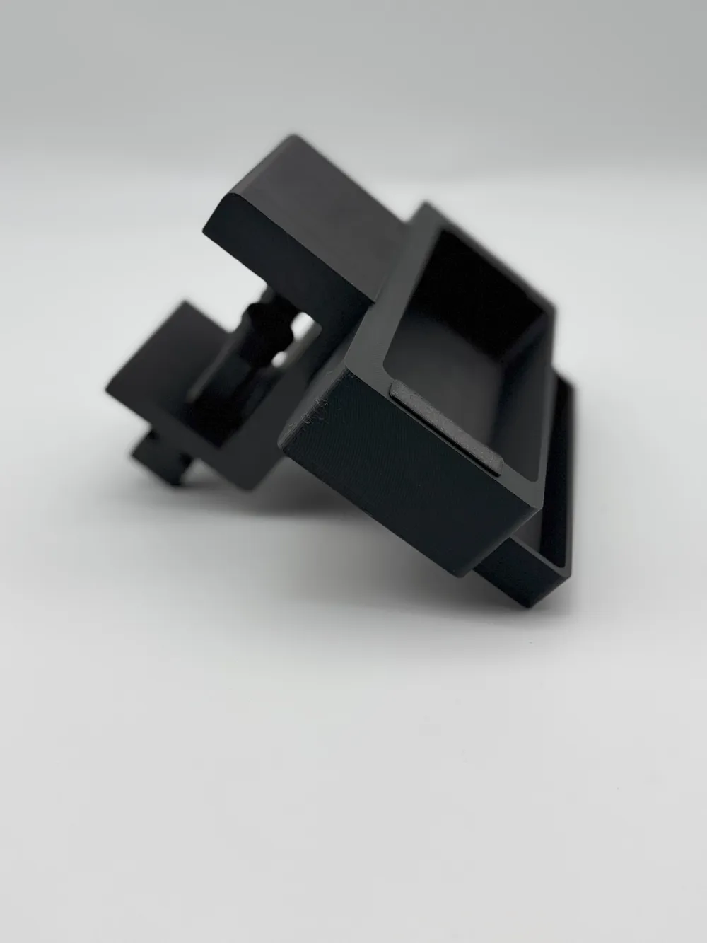 Dice Tray With Table Clamp - Free 3D Print Model - MakerWorld