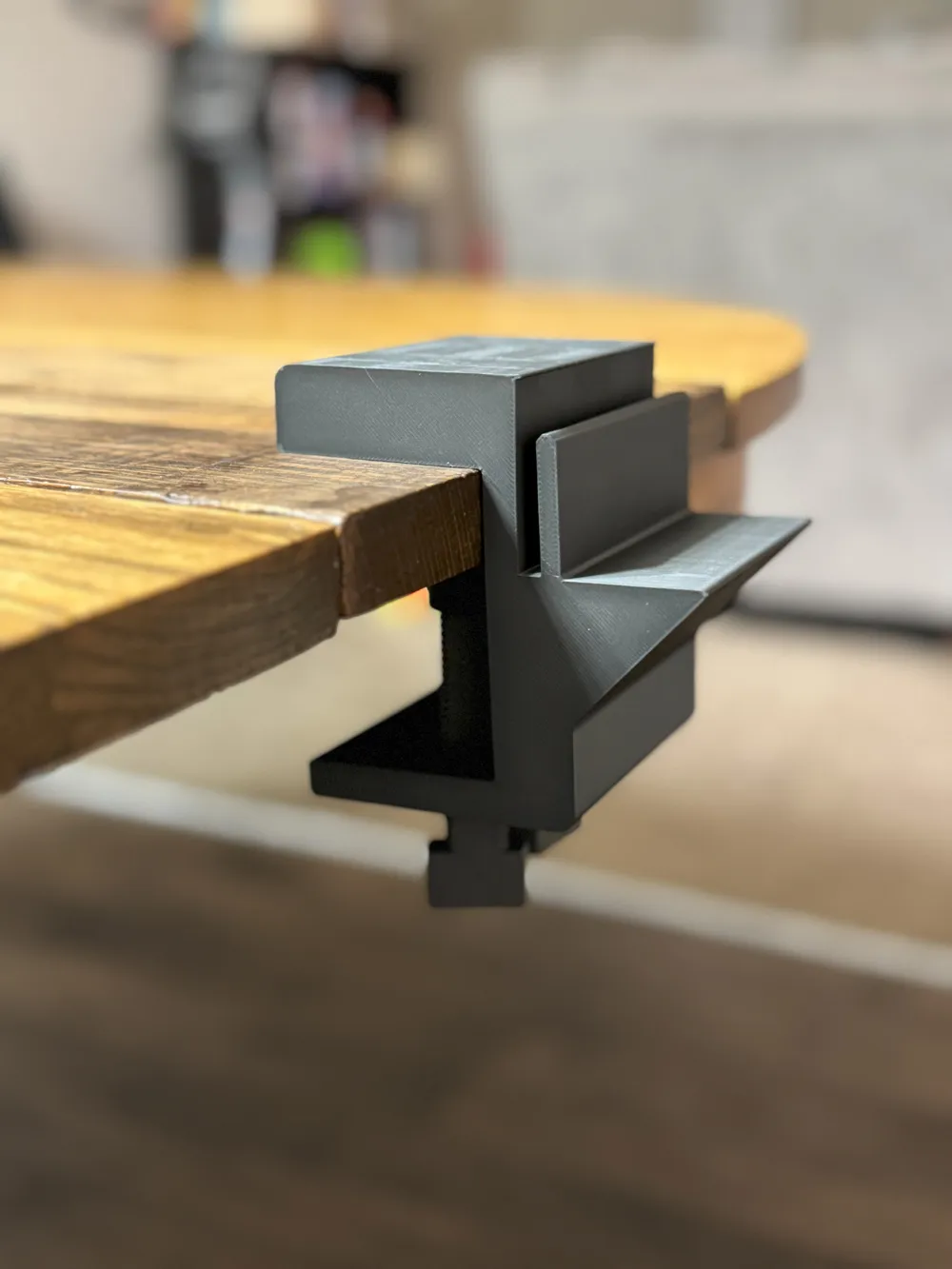 Dice Tray With Table Clamp - Free 3D Print Model - MakerWorld